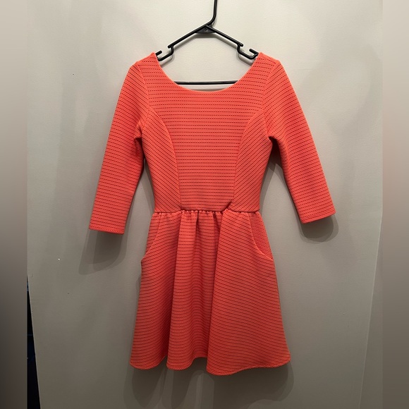 miami | Dresses | Coral 34 Sleeved Short Dress | Poshmark